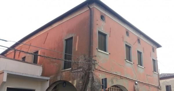 Immobile residenziale in vendita a Loreo