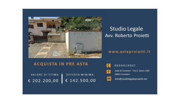 Villa bifamiliare in vendita a Fiumicino