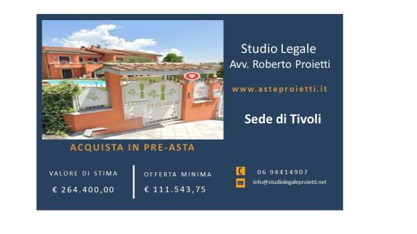 Villa bifamiliare in vendita a Tivoli