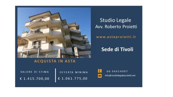 Palazzo in vendita a Mentana