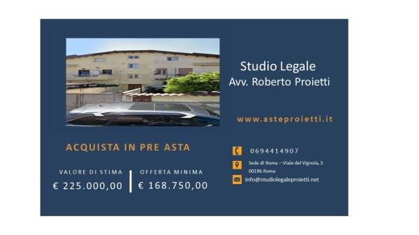 Appartamento in vendita a Roma