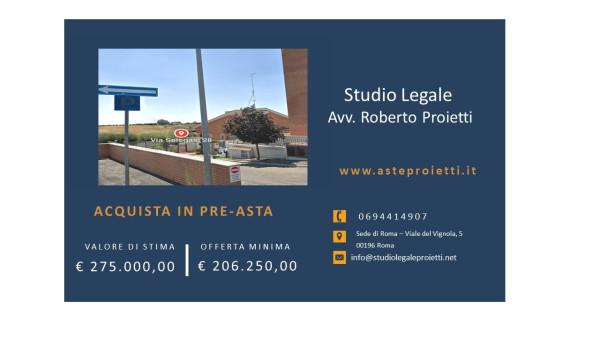 Villa bifamiliare in vendita a Roma