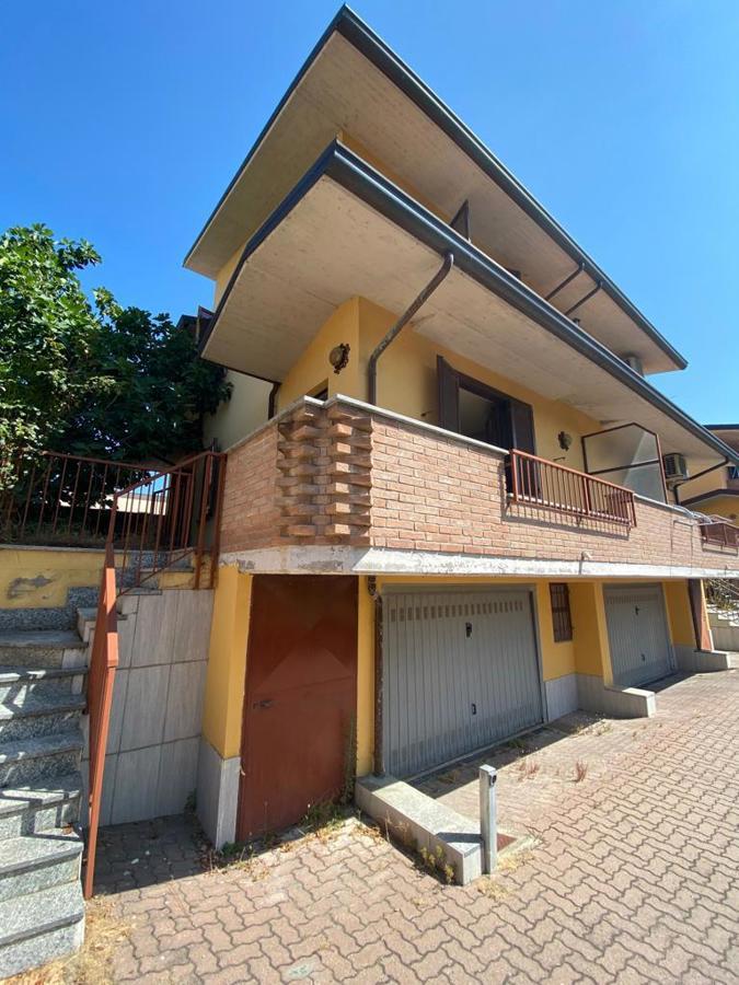 Villa in vendita a Stradella