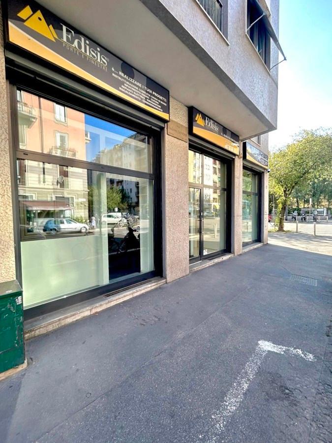 Negozio in vendita a Milano
