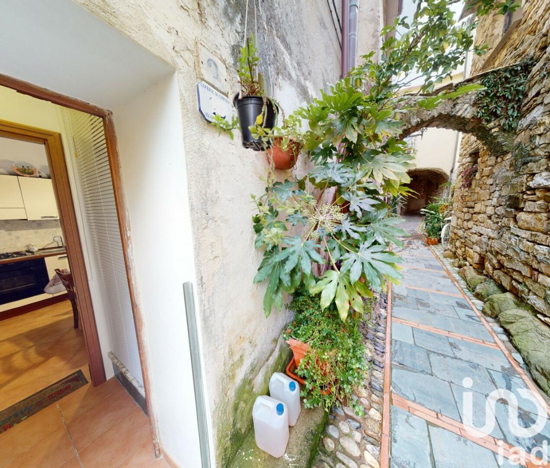 Appartamento in vendita a Cipressa