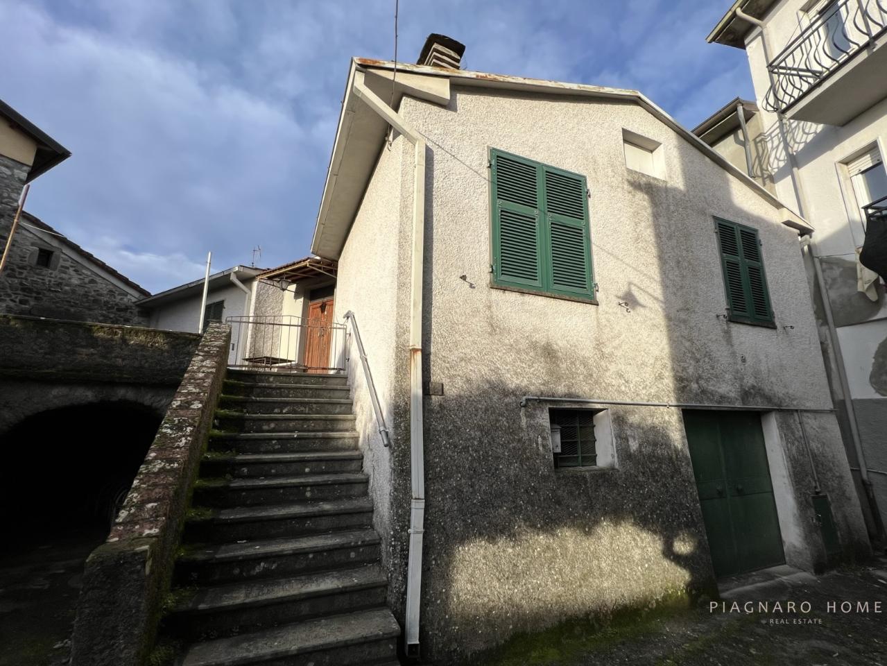 Rustico in vendita a Villafranca In Lunigiana
