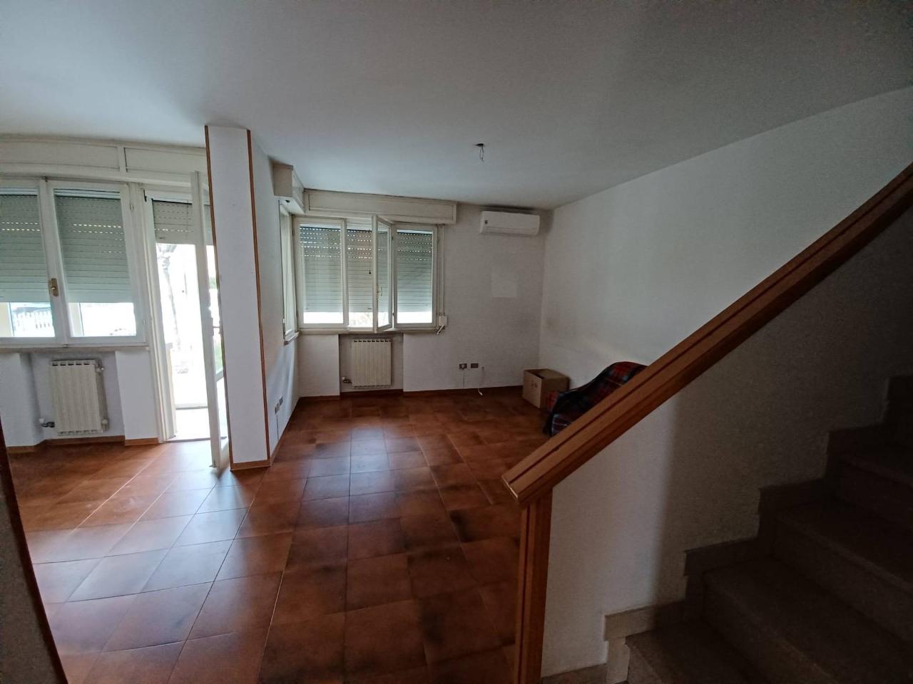 Villa in vendita a Sant'Ilario D'Enza