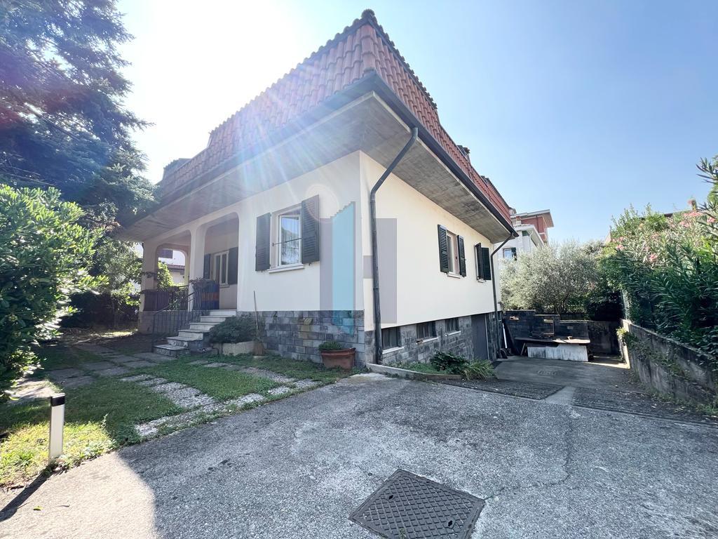 Villa in vendita a Brescia