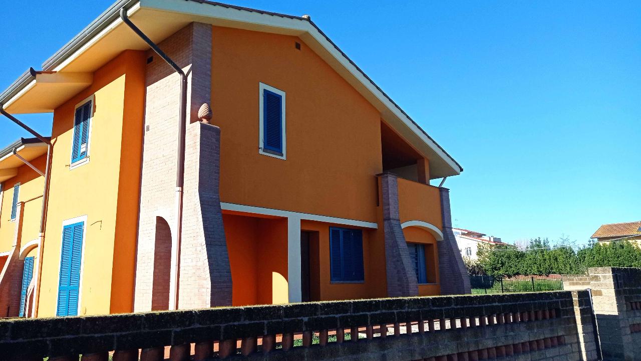 Porzione di villa in vendita a Pontedera