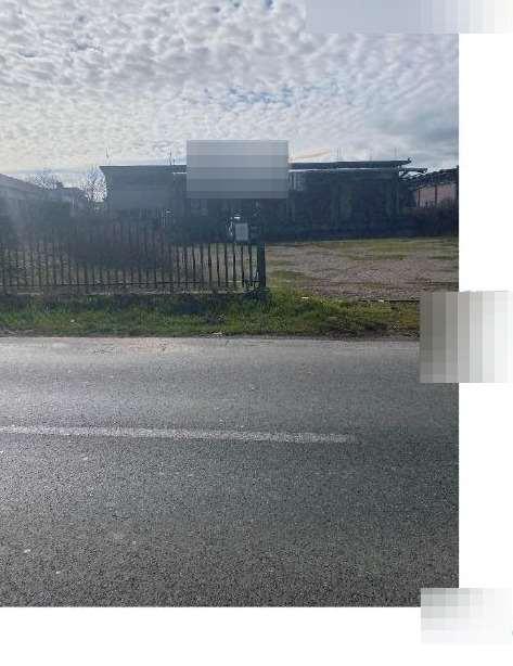 Capannone in vendita a Calcinaia