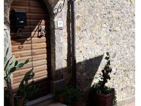 Appartamento in vendita a Lajatico