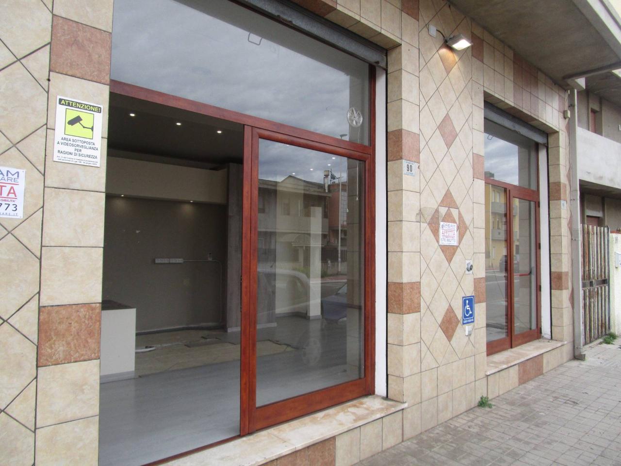 Locale commerciale in affitto a Quartu Sant'Elena