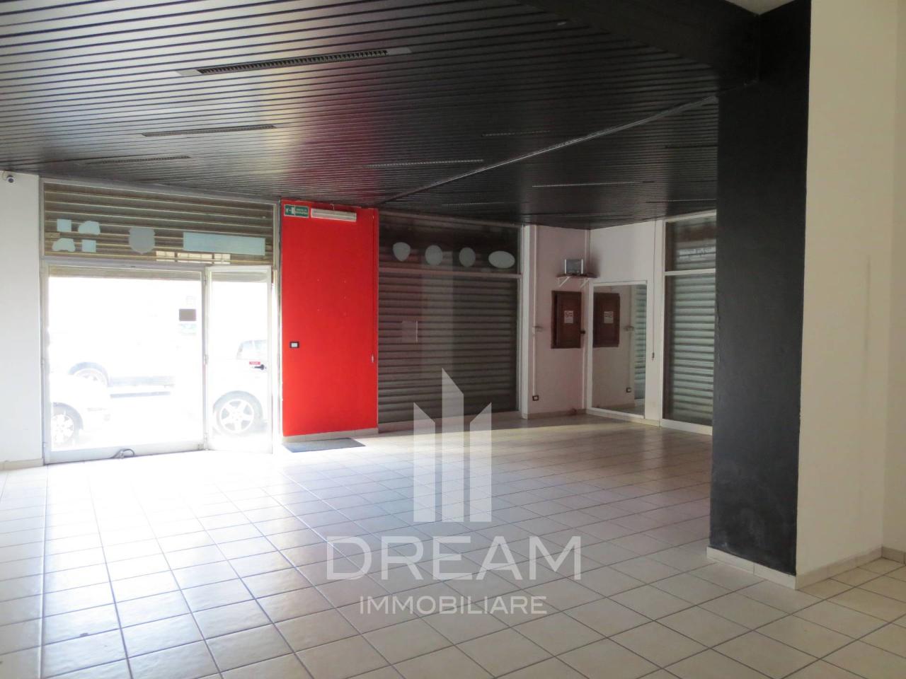 Locale commerciale in vendita a Quartu Sant'Elena