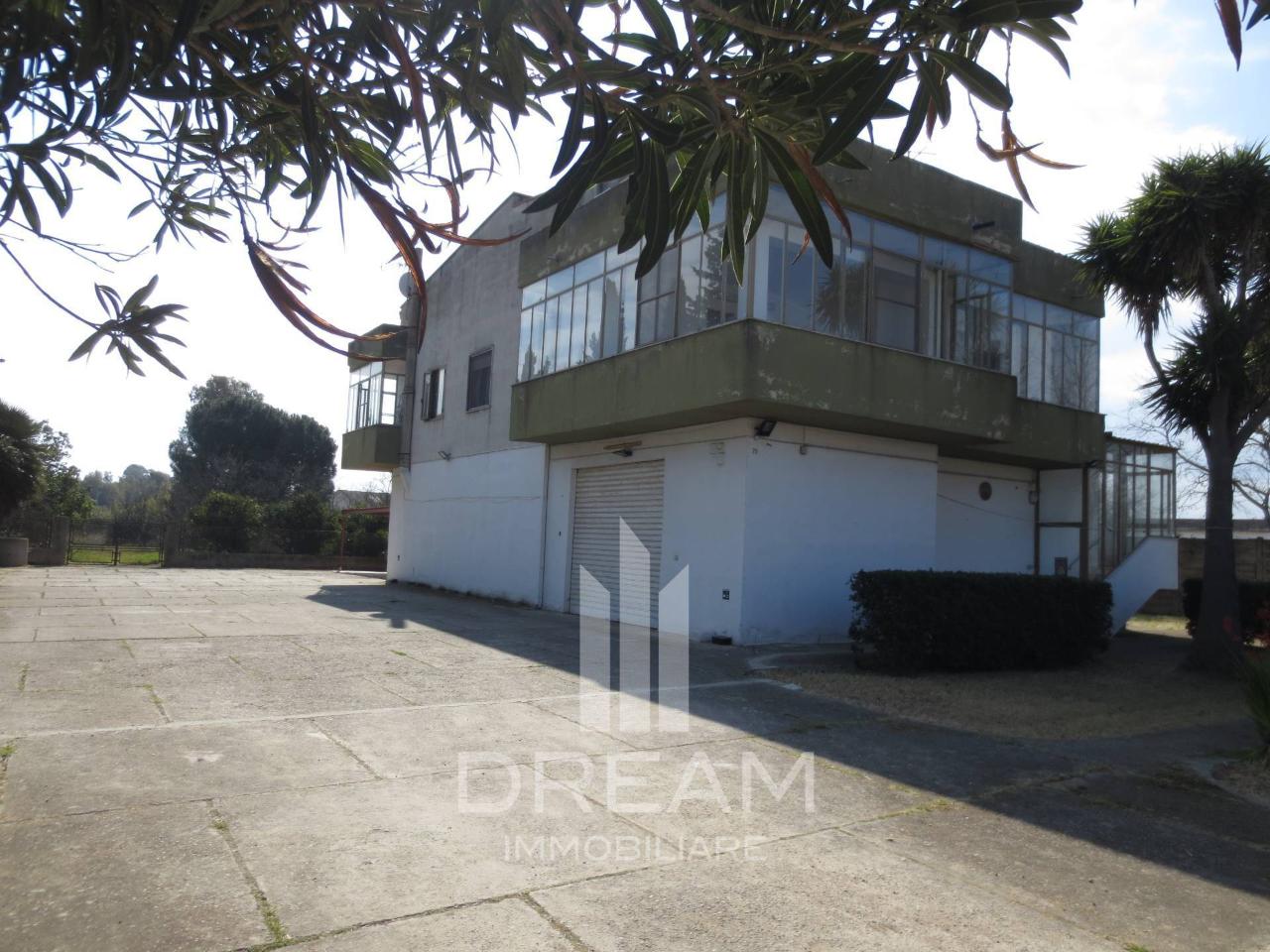 Palazzo in vendita a Sestu