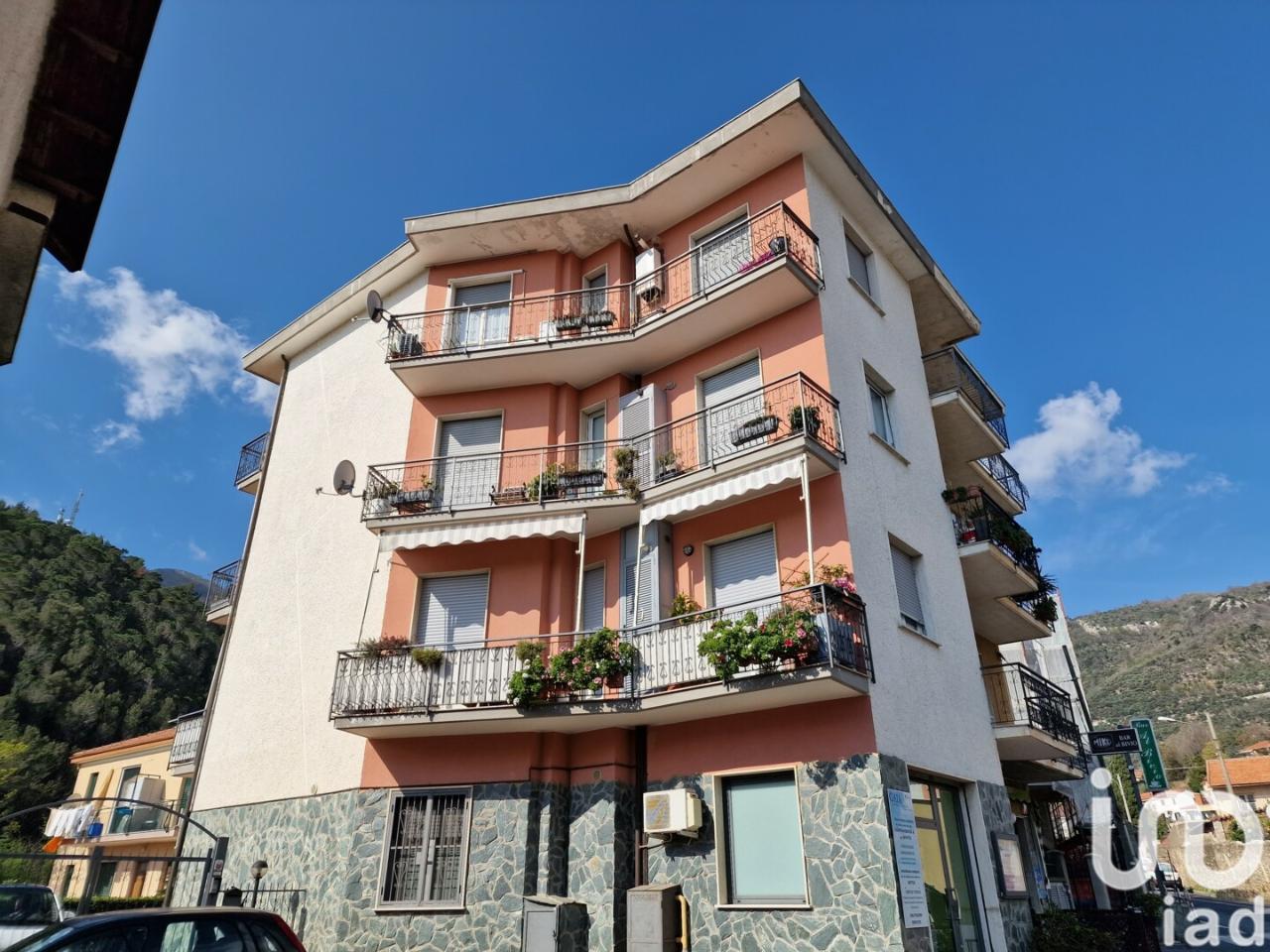 Trilocale in Via San Francesco d'Assisi 1, Toirano