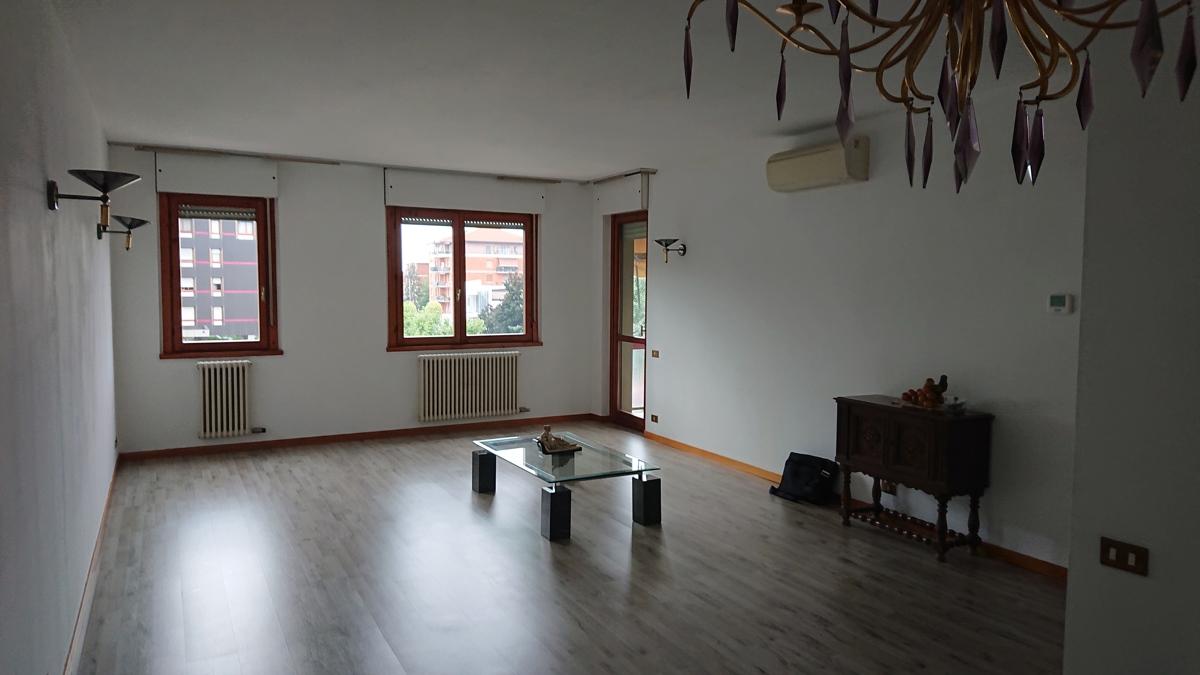 Appartamento in vendita a Bergamo