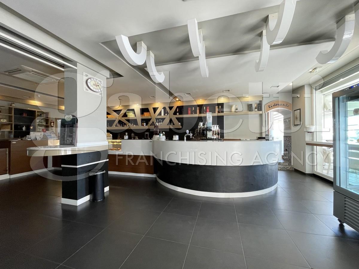 Negozio in vendita a Grumo Nevano