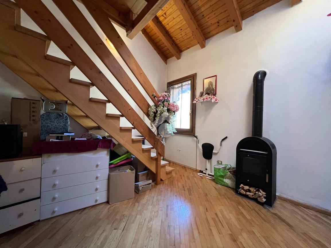 Casa indipendente in vendita a Altopiano della Vigolana Foto-5