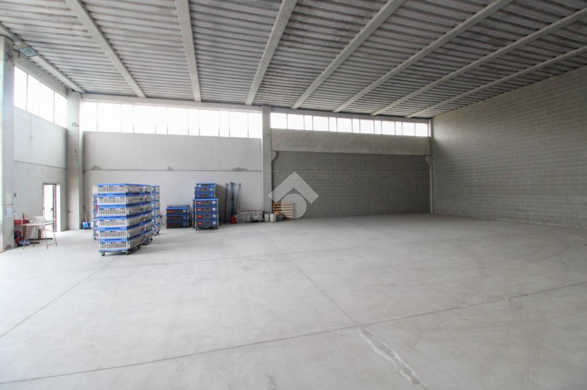 Capannone in vendita a Sant'Angelo Lodigiano