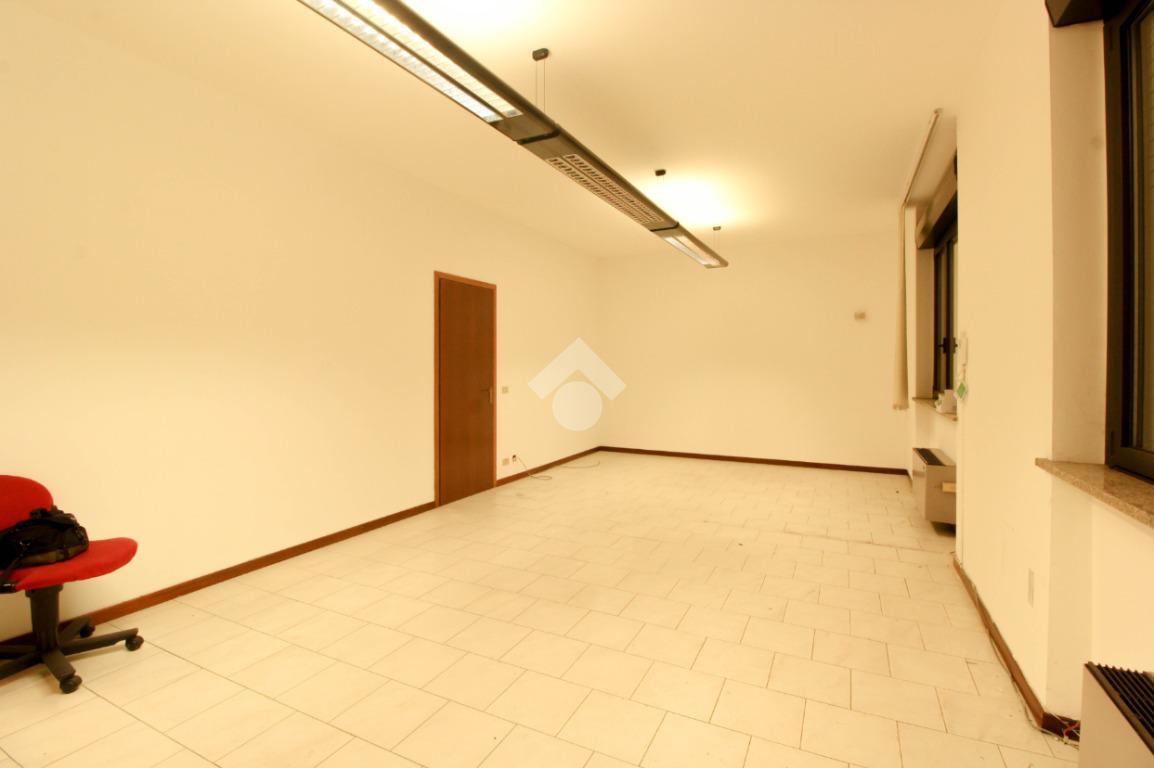 Ufficio in affitto a Peschiera Borromeo