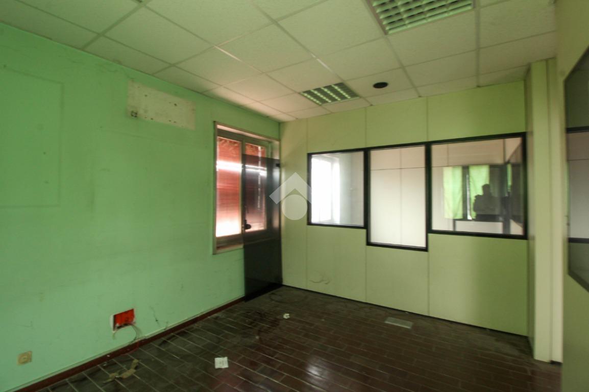 Capannone in affitto a Peschiera Borromeo