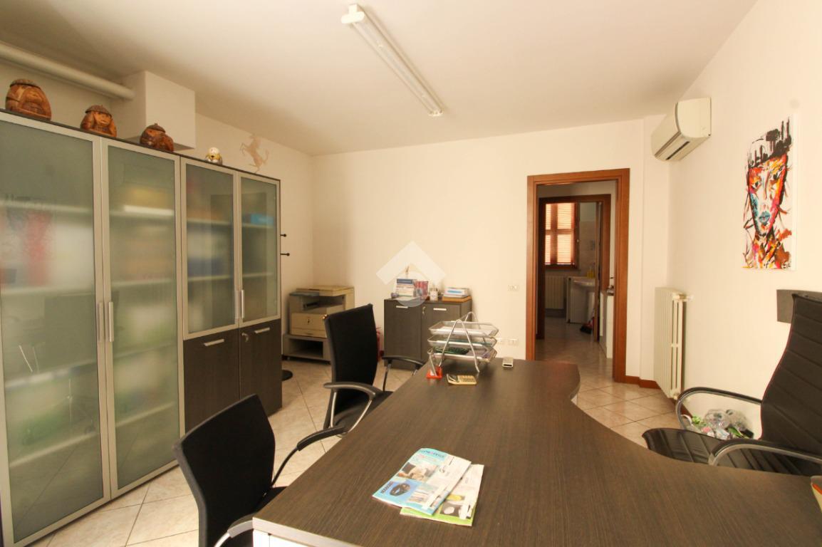 Ufficio in affitto a Sant'Angelo Lodigiano