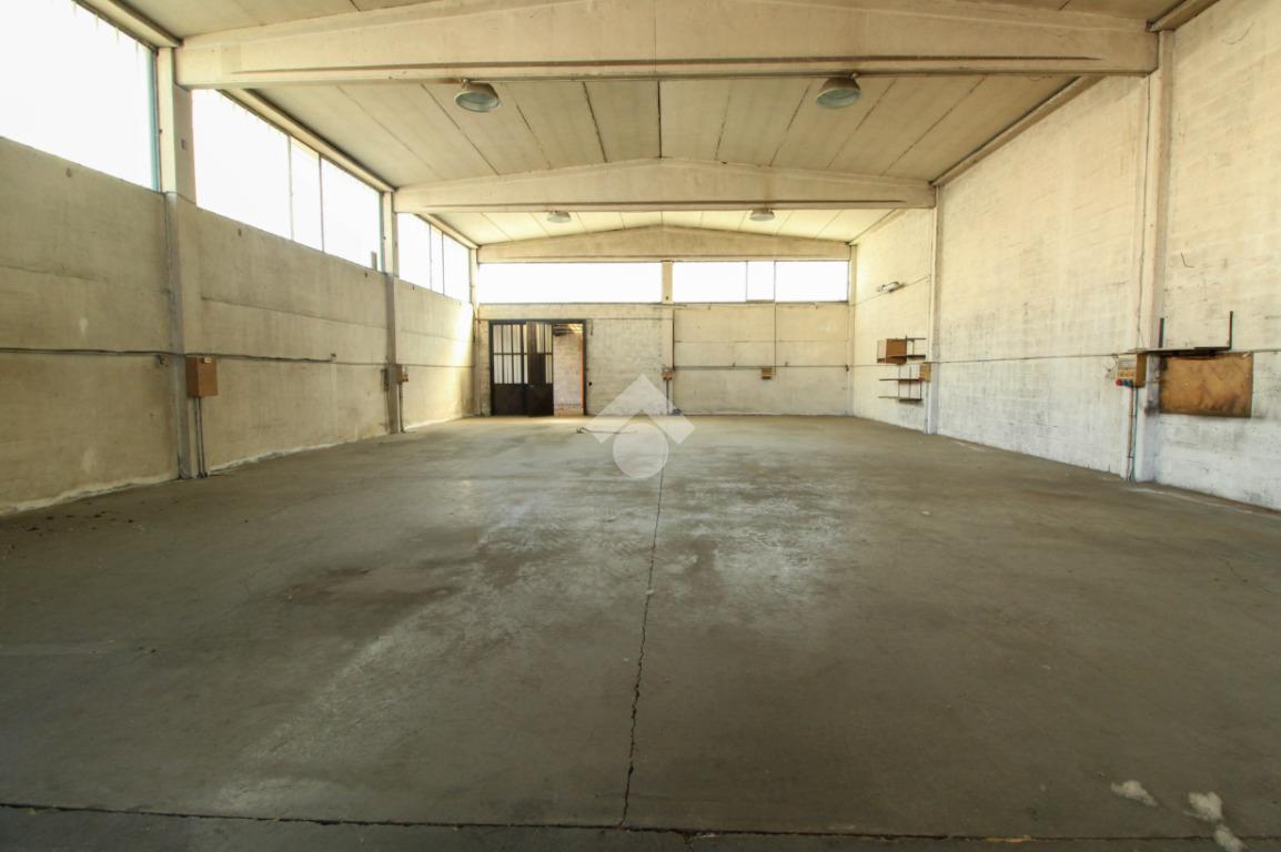 Capannone in vendita a Sant'Angelo Lodigiano