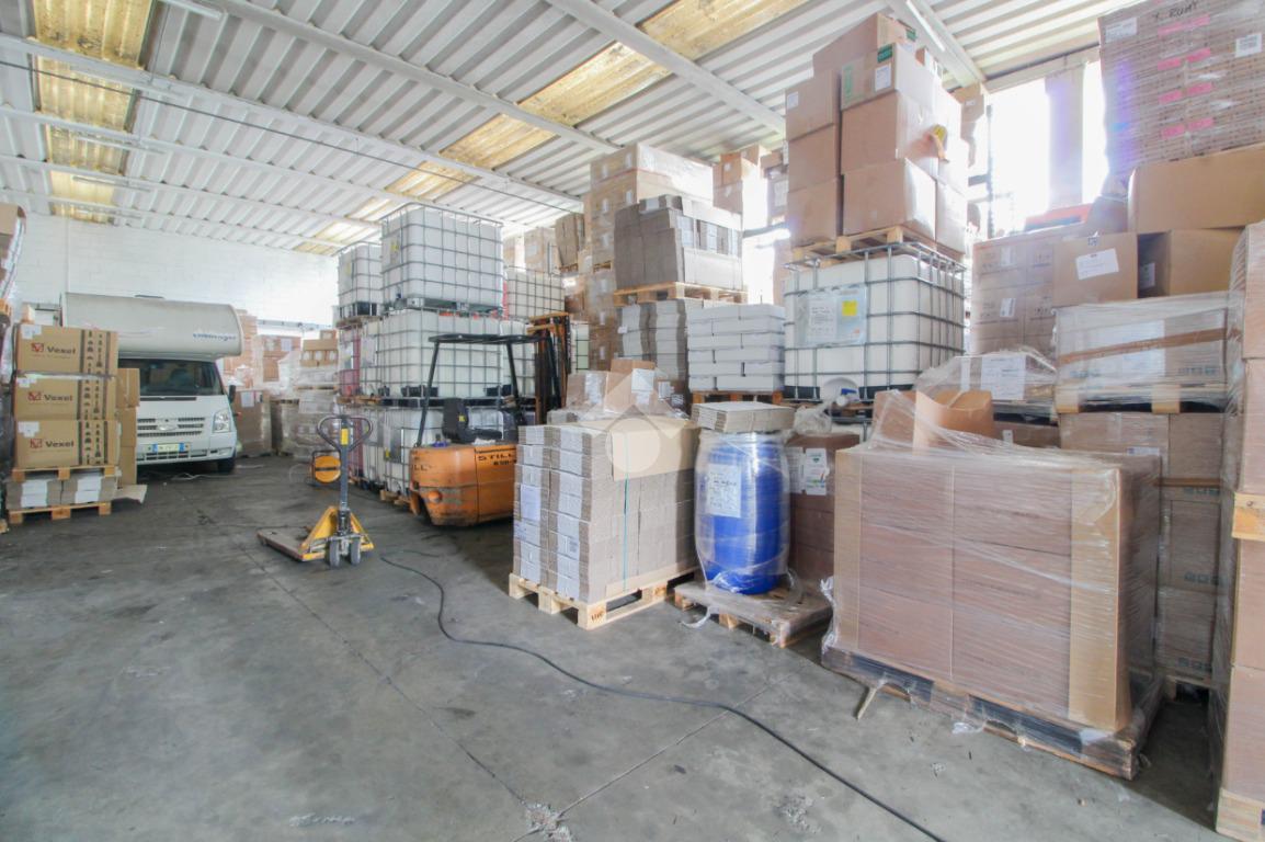 Capannone in vendita a Lodi Vecchio