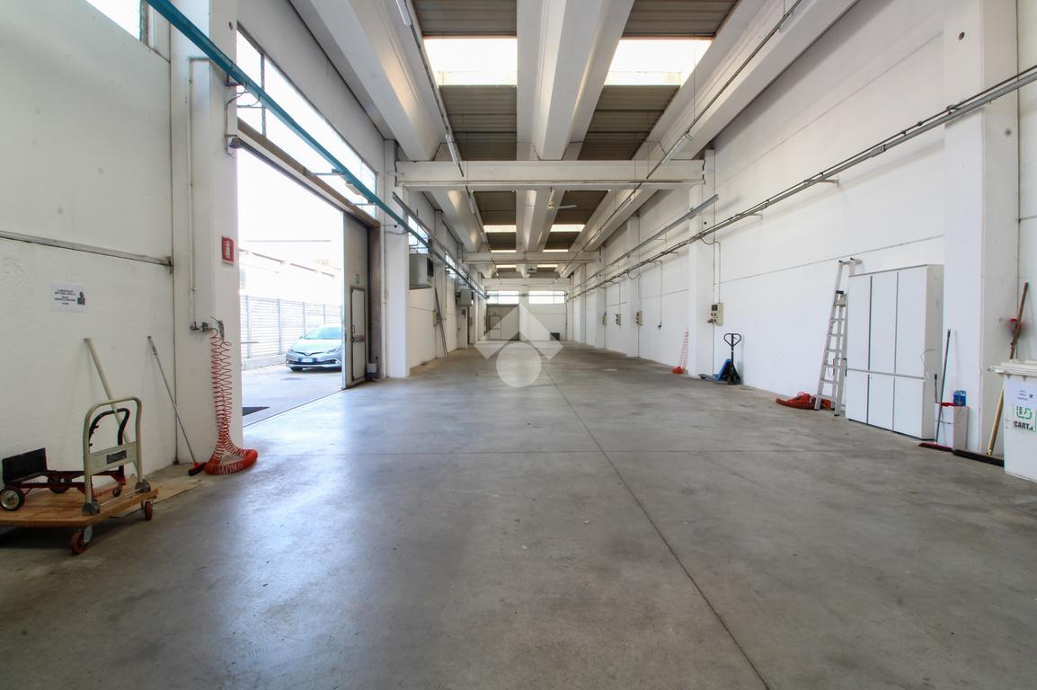 Capannone in affitto a San Giuliano Milanese