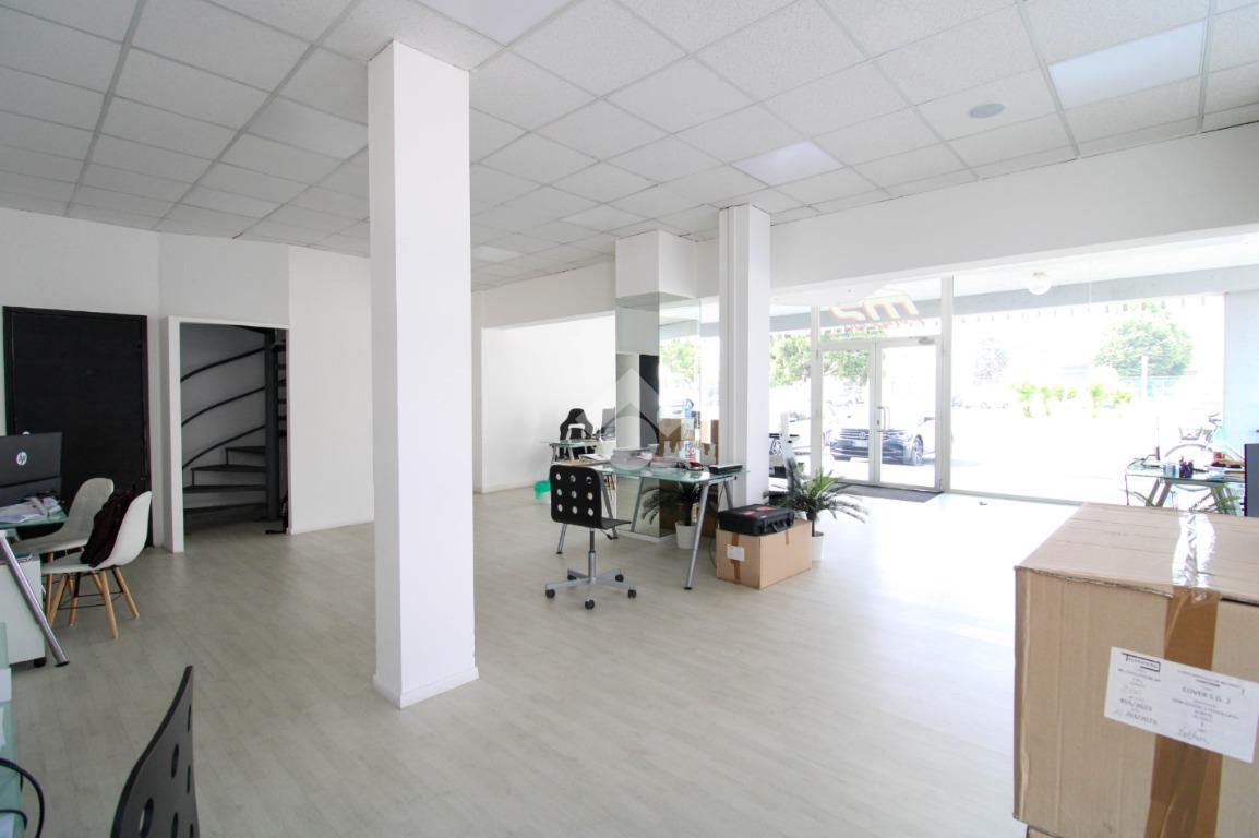 Negozio in vendita a Cernusco Sul Naviglio