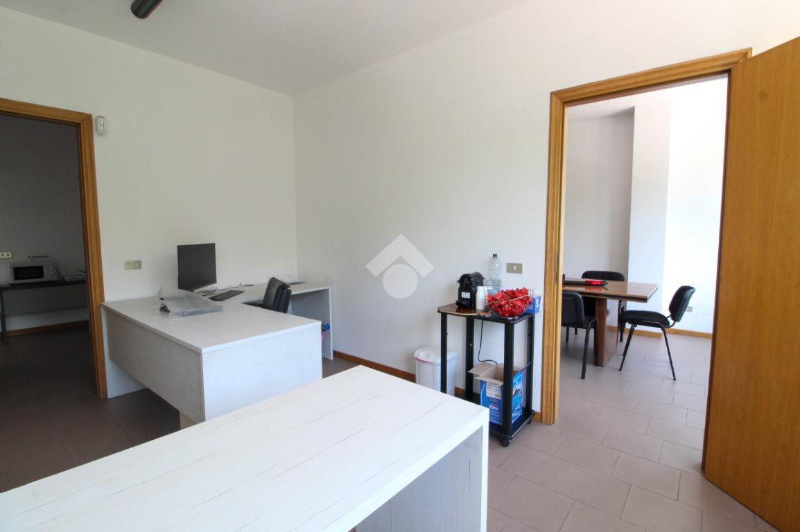 Ufficio in affitto a Melegnano