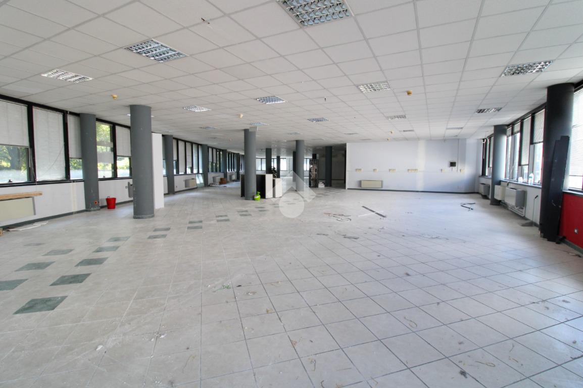 Ufficio in affitto a Peschiera Borromeo
