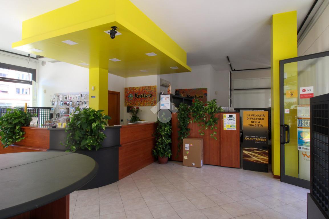 Negozio in vendita a Gorgonzola