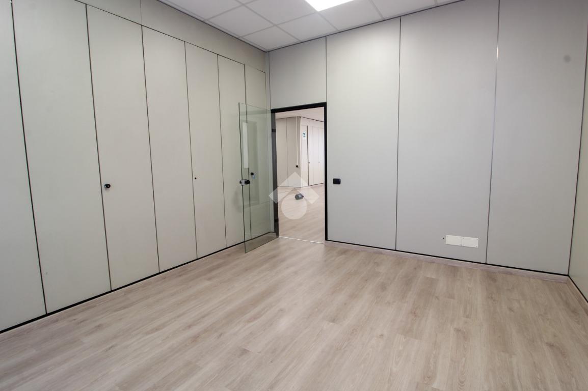 Ufficio in affitto a Cassina De' Pecchi
