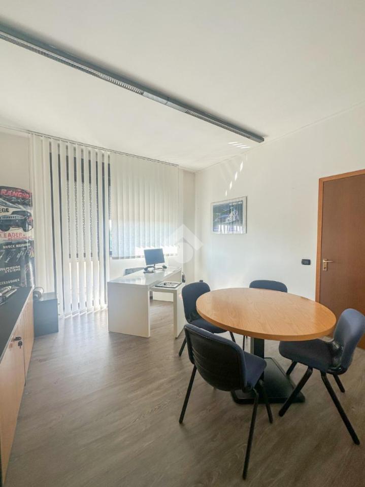 Ufficio in affitto a Peschiera Borromeo