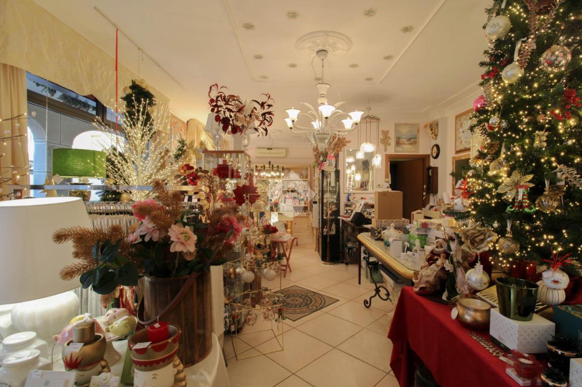 Negozio in vendita a Vignate