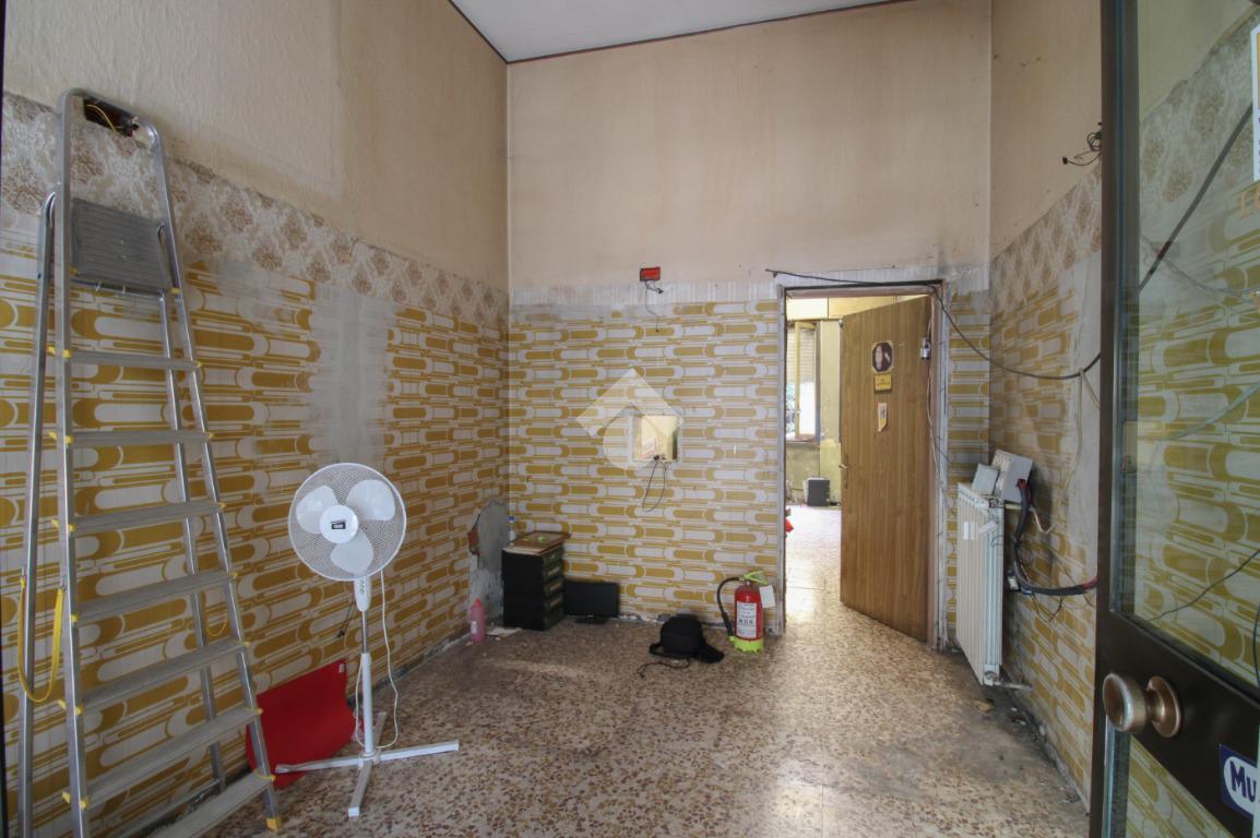 Negozio in vendita a Vignate