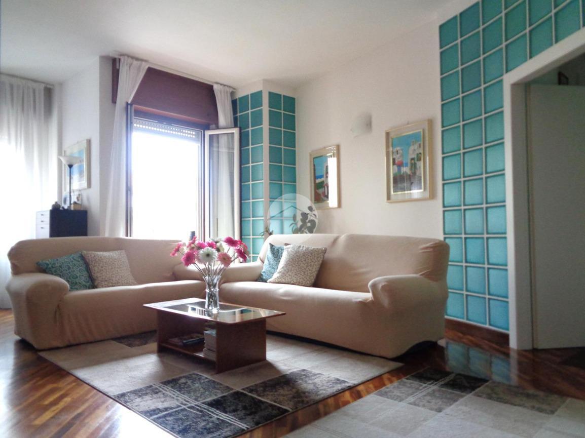 Appartamento in vendita a Voghera