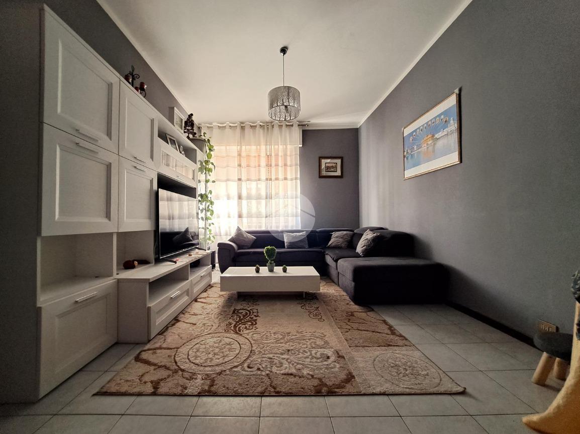 Appartamento in vendita a Voghera