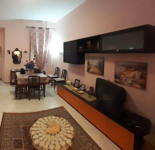 Bilocale in Piazza Cesare Battisti, Velletri