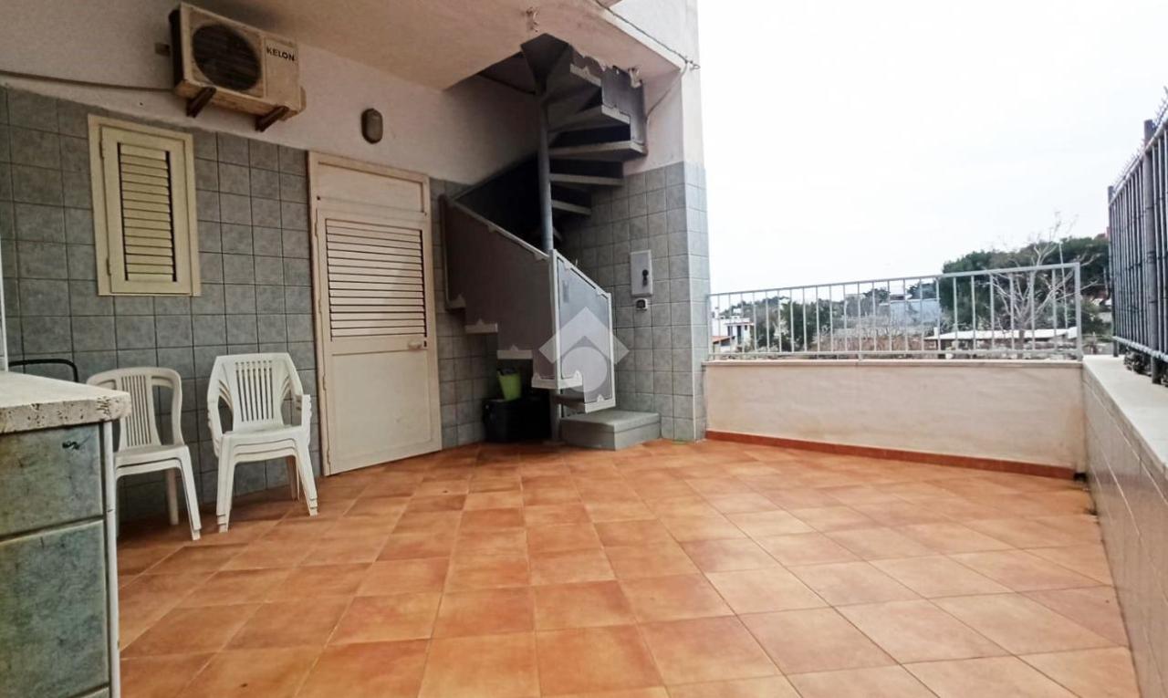 Appartamento in vendita a Mola Di Bari