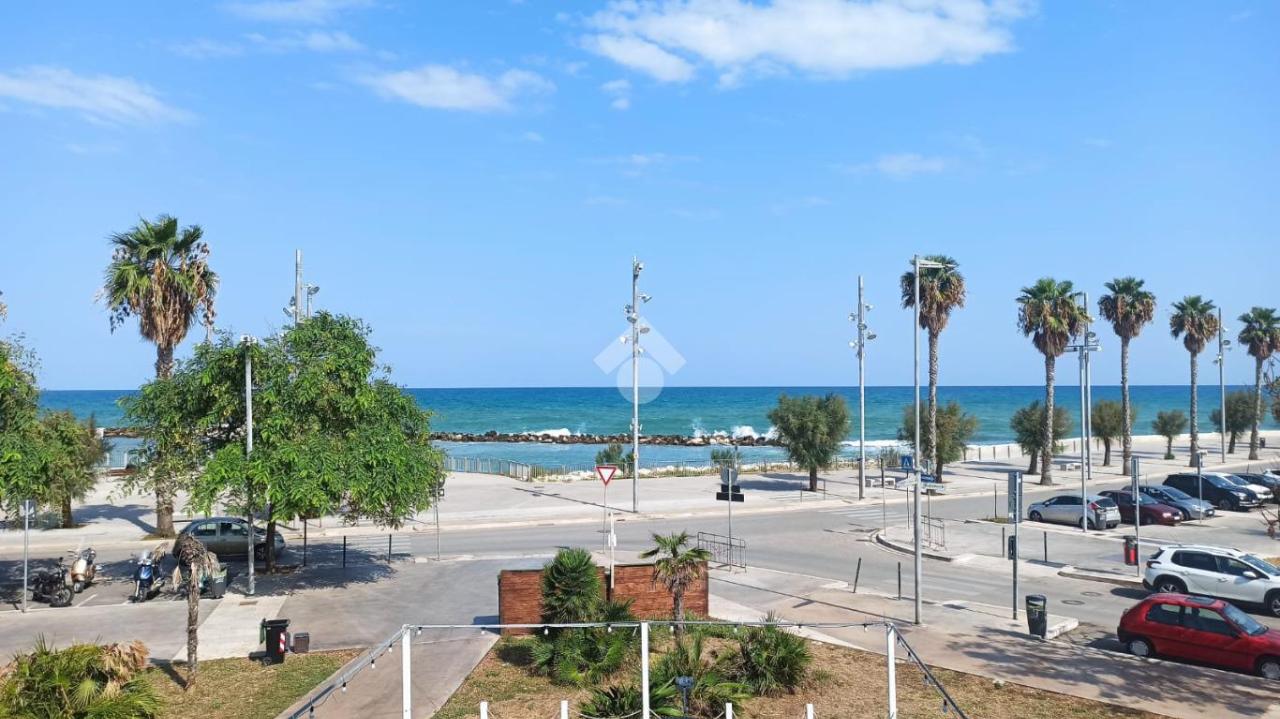 Appartamento in vendita a Mola Di Bari