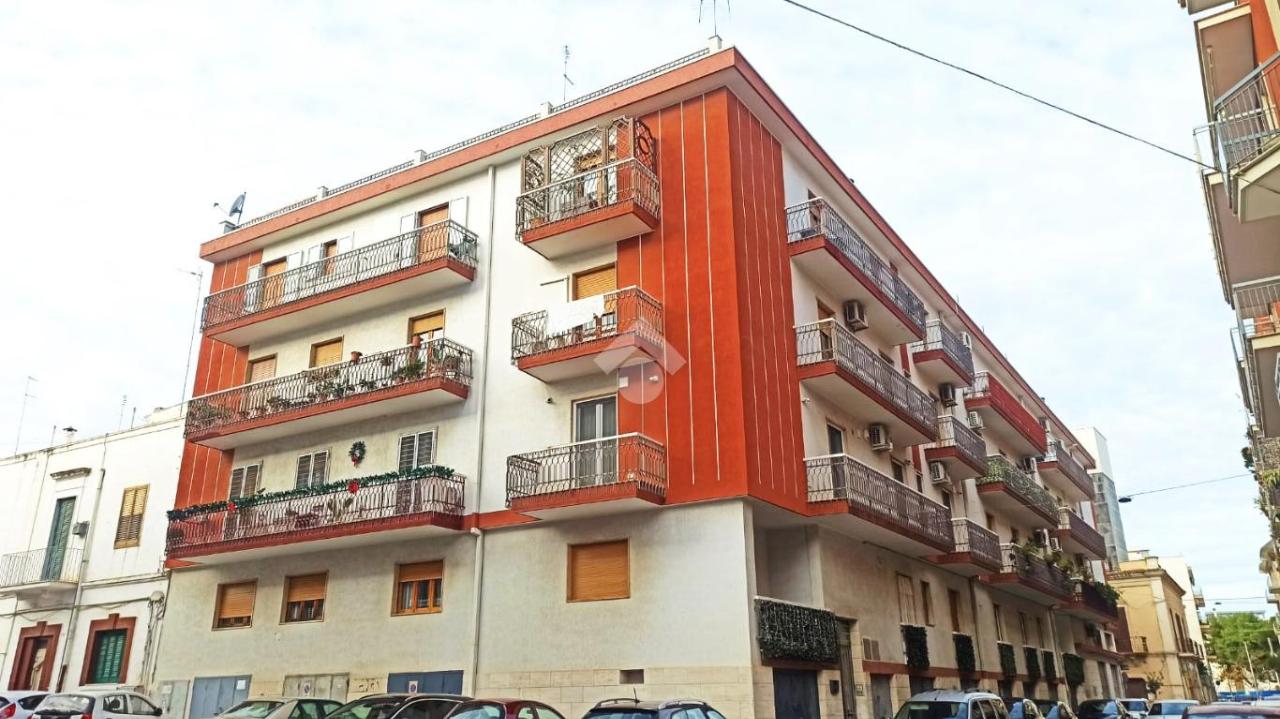 Appartamento in vendita a Mola Di Bari