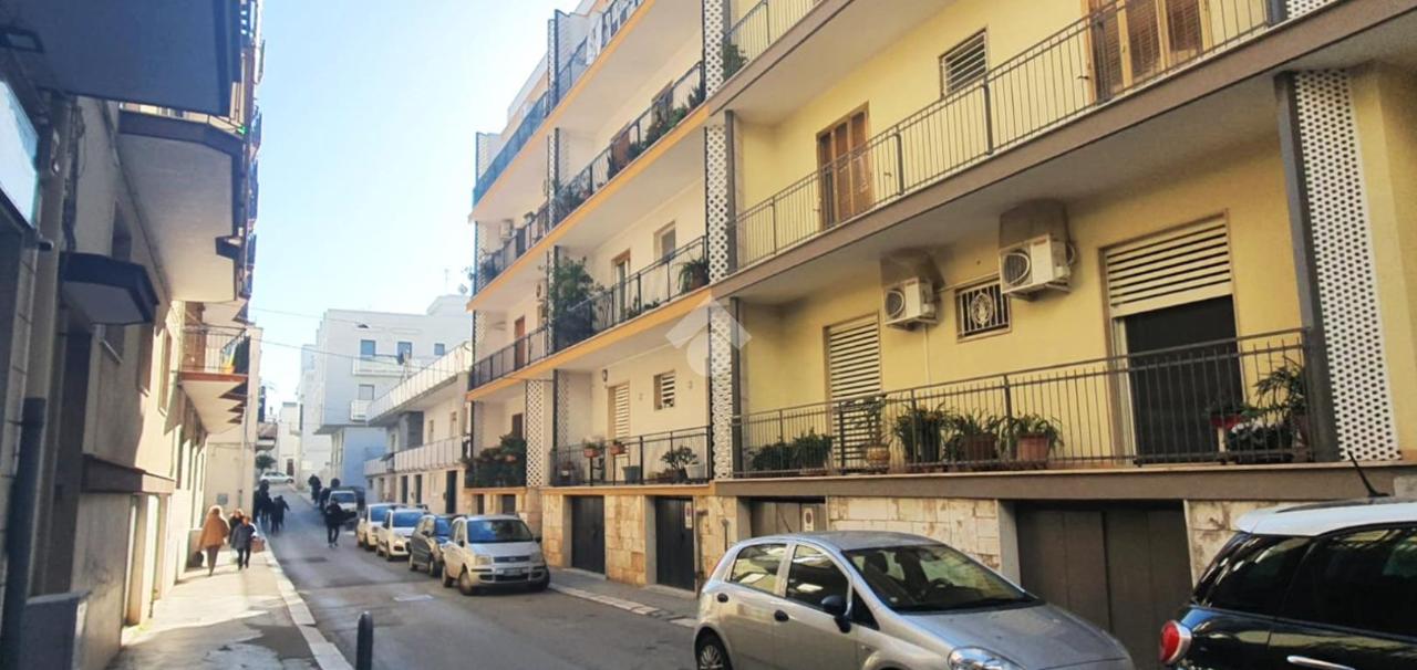 Appartamento in vendita a Mola Di Bari