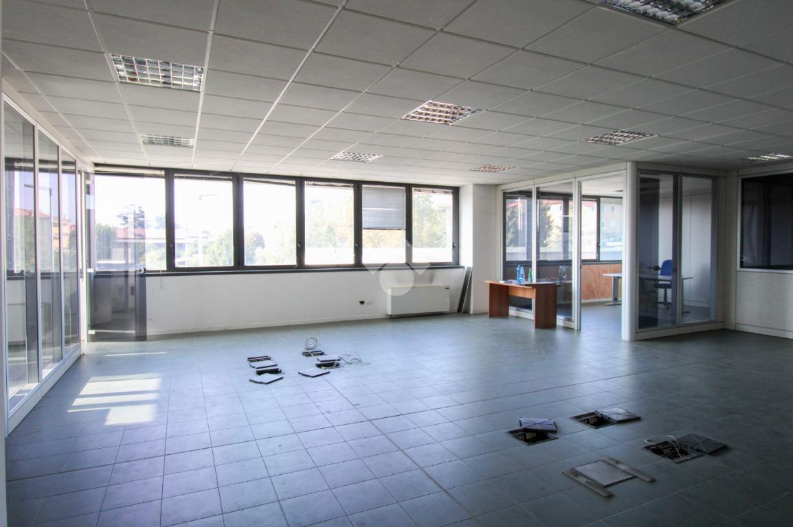 Ufficio in vendita a Curno