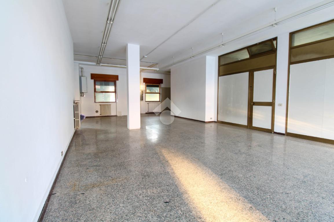 Ufficio in vendita a Alme'