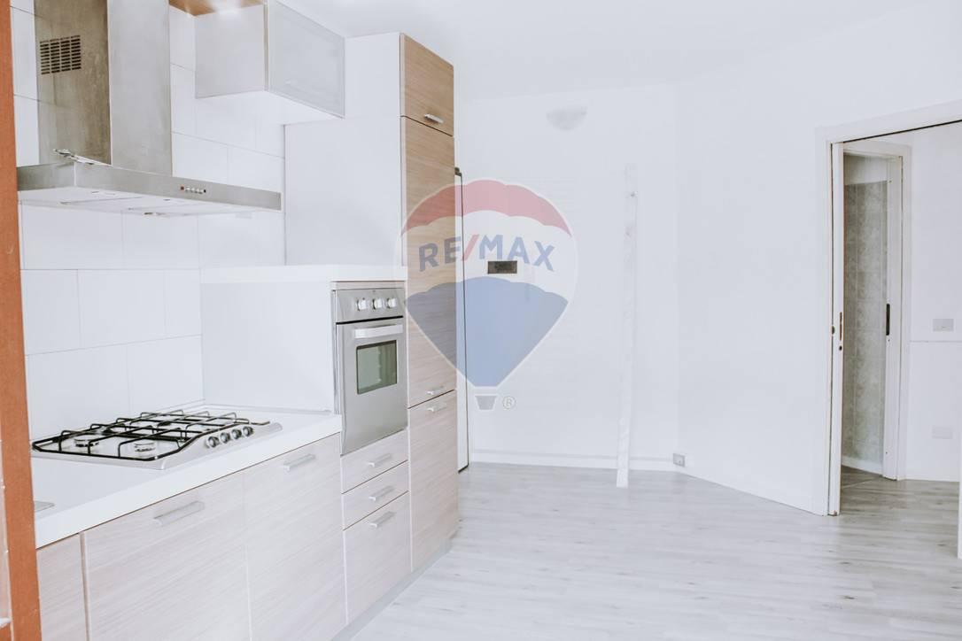 Appartamento in vendita a Cardano Al Campo