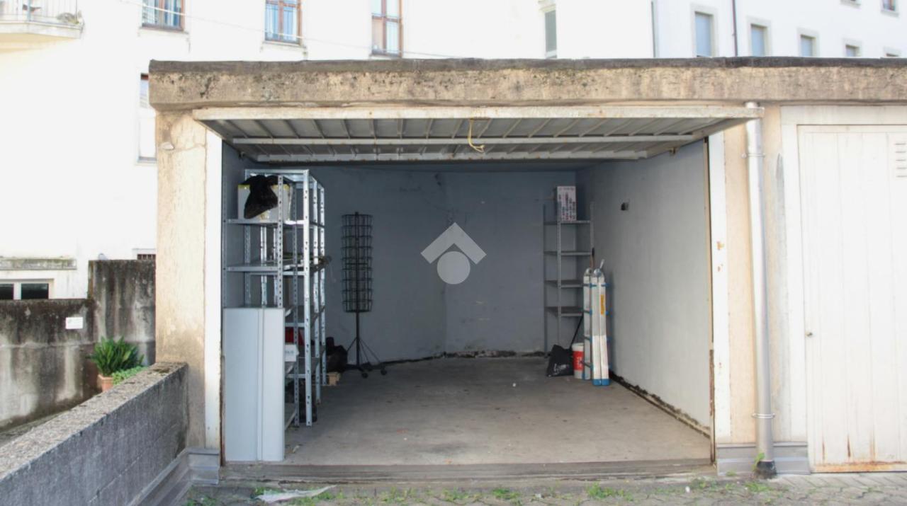 Box in vendita a Morbegno