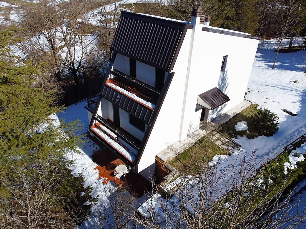 Villa in vendita a Montereale