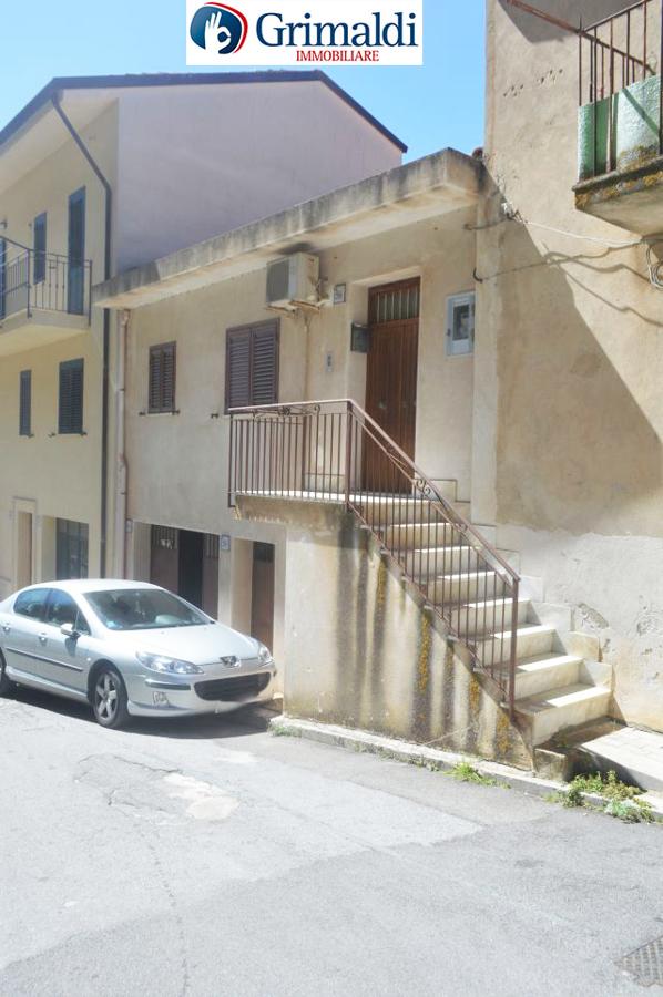 Appartamento in Via Sant'Agostino 52, Tusa